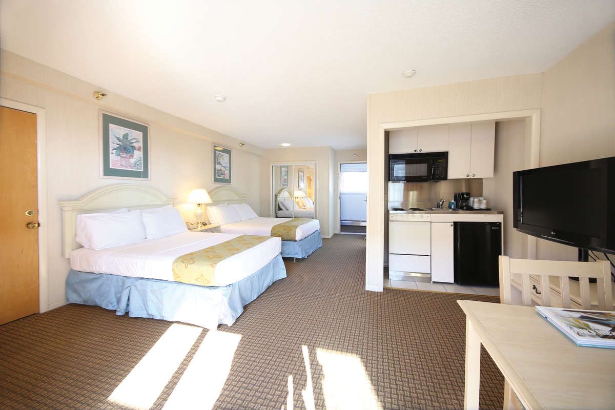 Flagship Oceanfront Hotel from $43. Ocean City Hotel Deals & Reviews ...