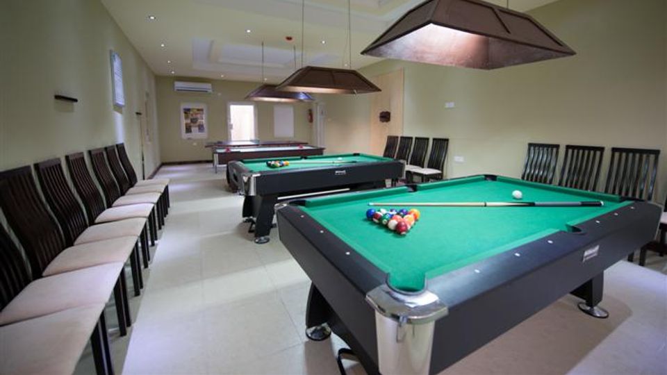 Alashkhara Beach Resort from $78. Al Ashkharah Hotel Deals & Reviews ...